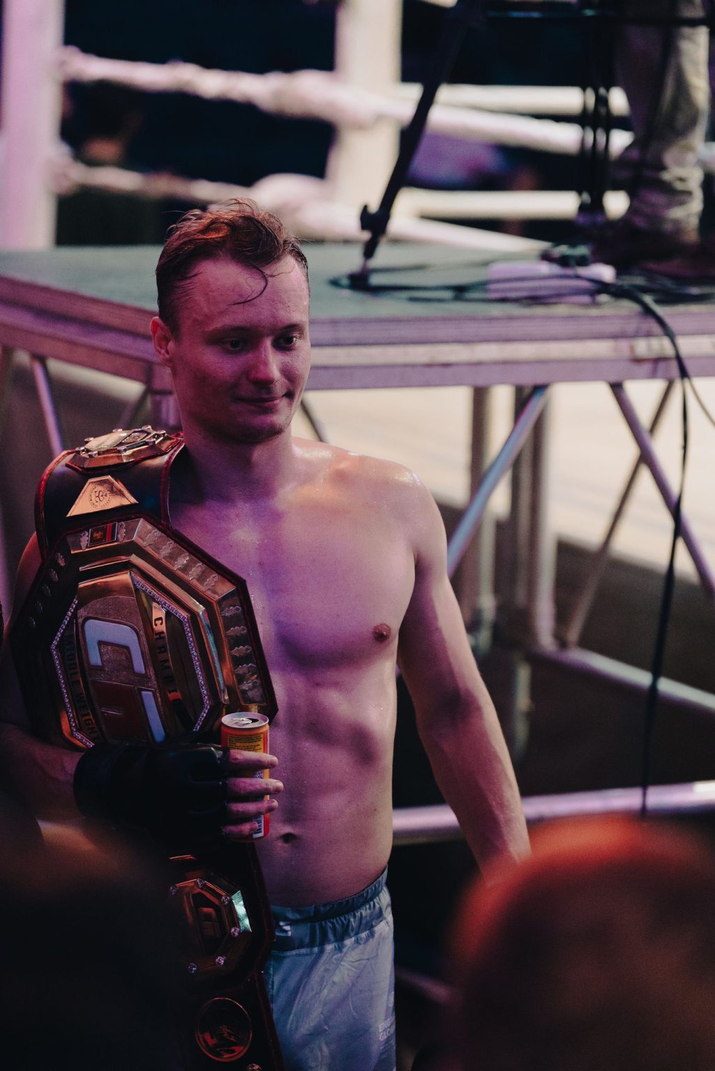 ‘Cage Rage powered by Birds Resort Hambantota’ thrills crowds with ...